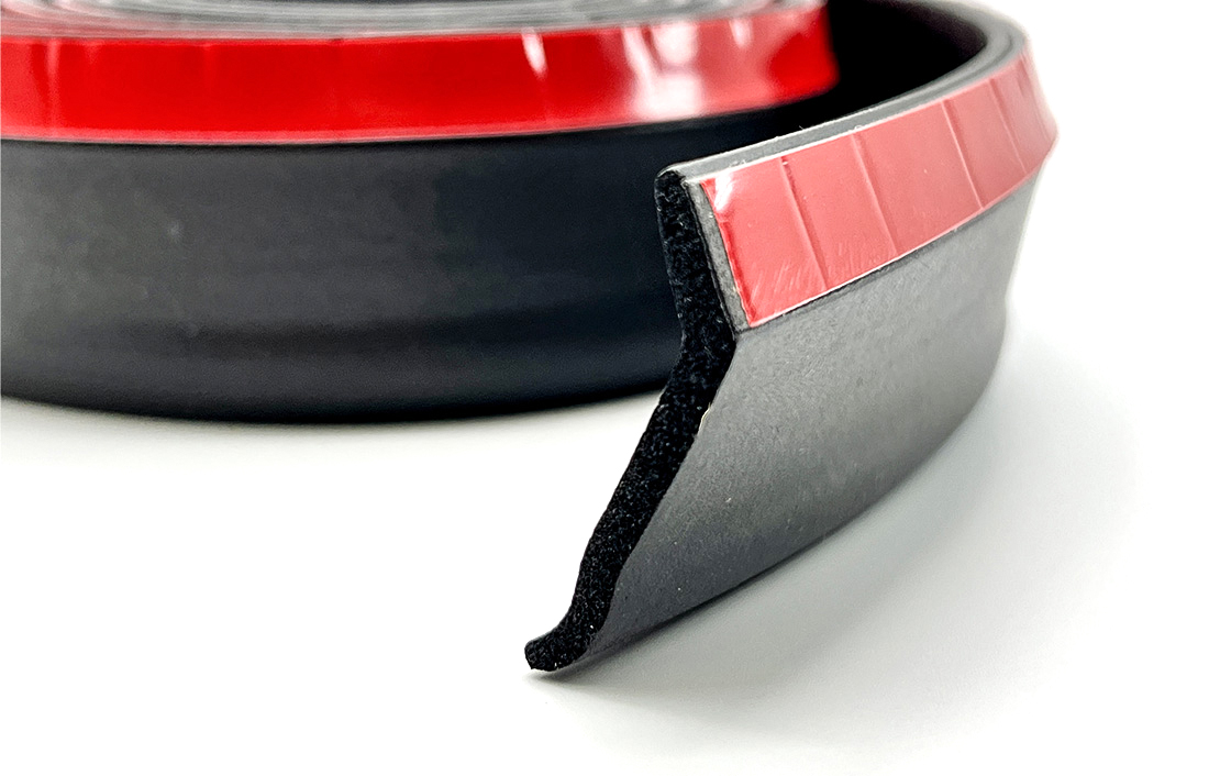 Rail Cross Piece Flange Seal - Peragon®