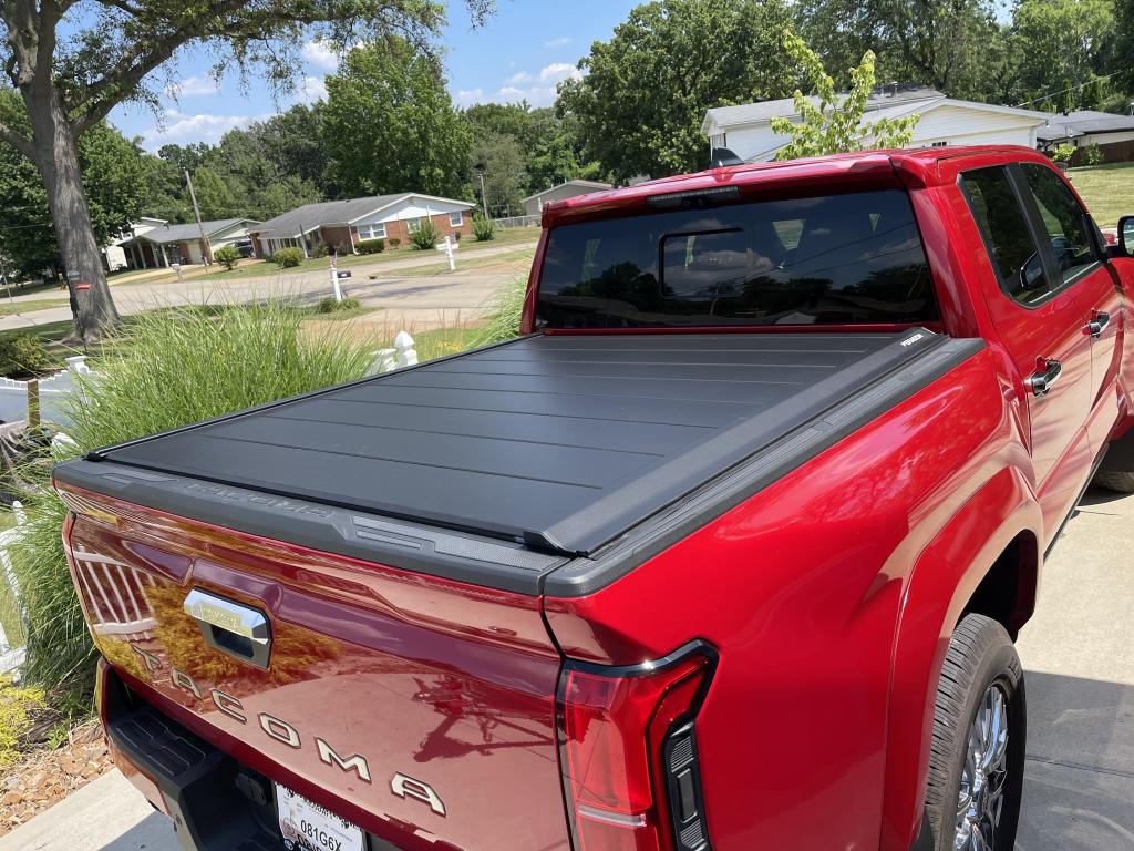 2022 Toyota Tacoma Bed Cover
