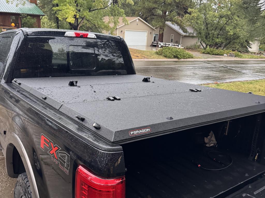 Tectonic™ Dual-Motion Tri-Fold Truck Bed Cover - Peragon®
