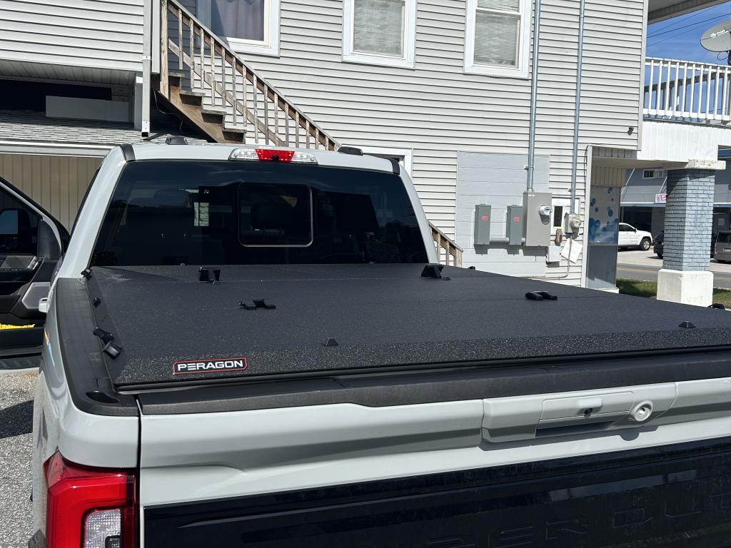 Tectonic™ Dual-Motion Tri-Fold Truck Bed Cover - Peragon®