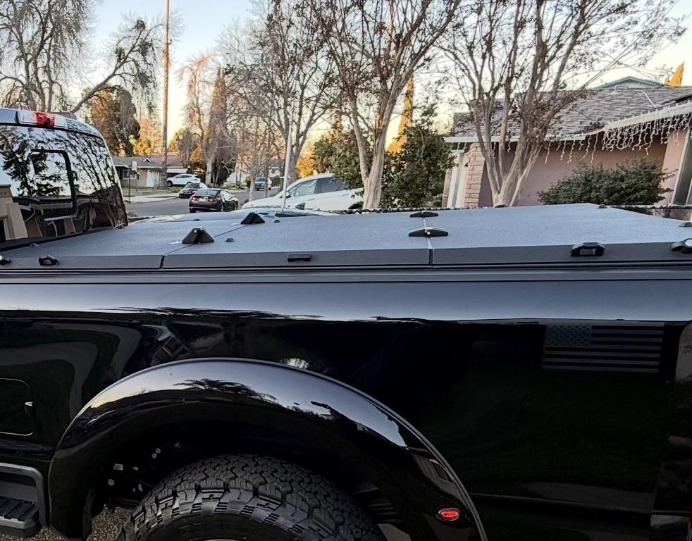 Tectonic™ Dual-Motion Tri-Fold Truck Bed Cover - Peragon®