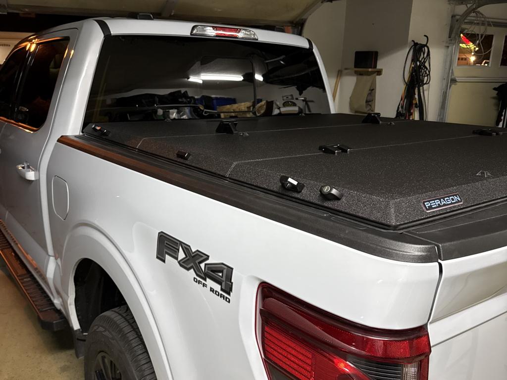 Tectonic™ Dual-Motion Tri-Fold Truck Bed Cover - Peragon®