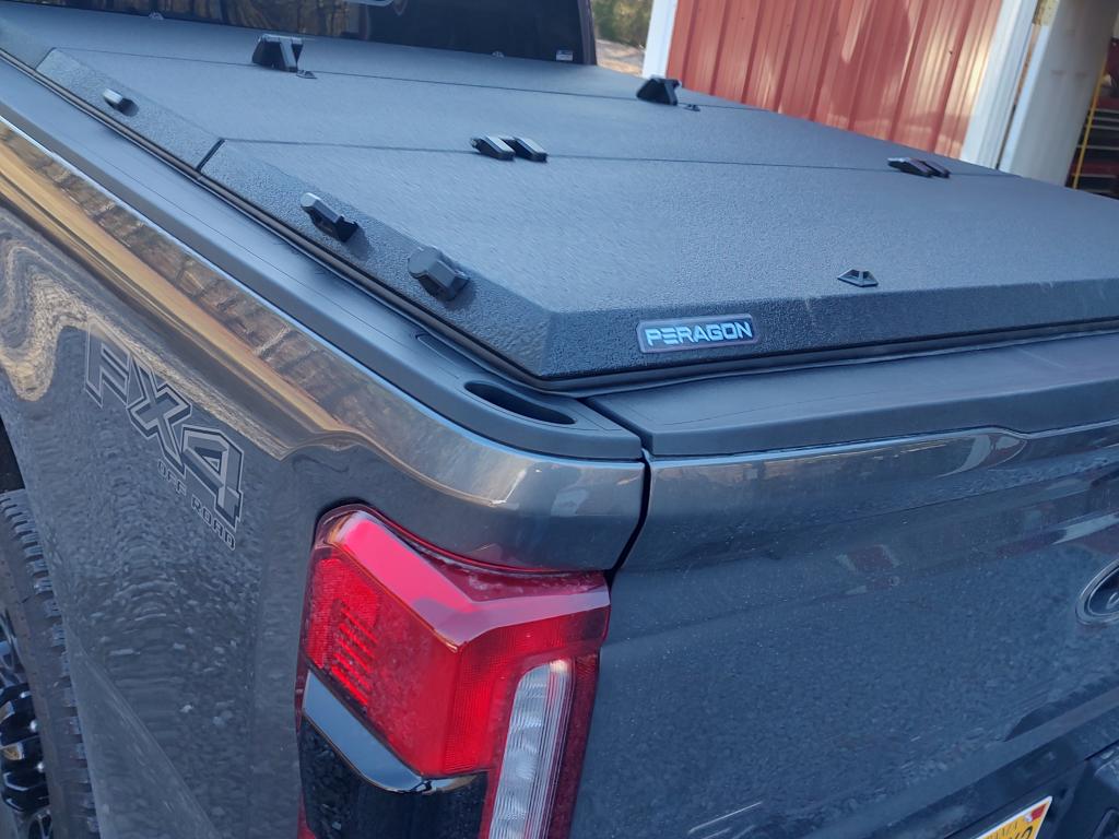 Tectonic™ Dual-Motion Tri-Fold Truck Bed Cover - Peragon®