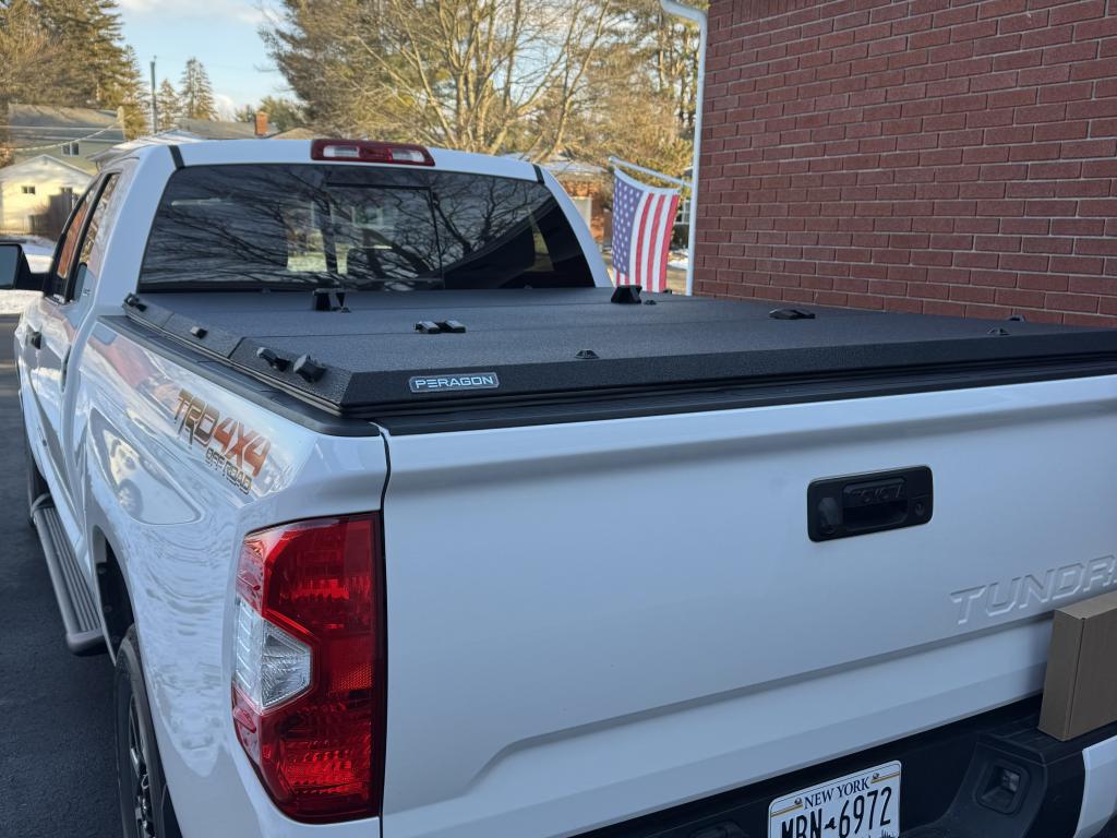 Tectonic™ Dual-Motion Tri-Fold Truck Bed Cover - Peragon®