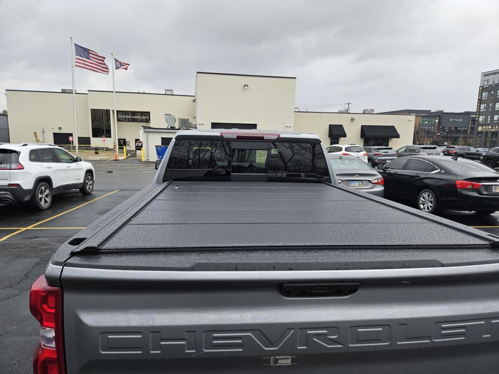 Chevrolet Bed Tonneau Cover For Your Truck - Peragon®
