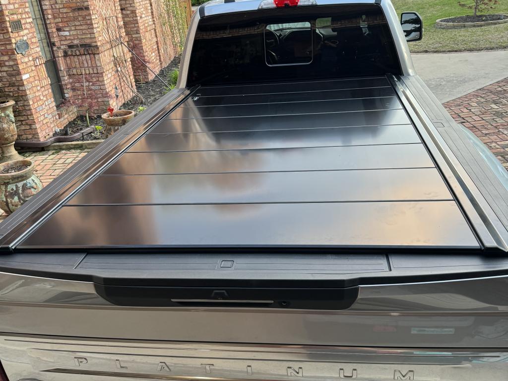 2022 Ford F-350 Bed Cover For Your Truck - Peragon®