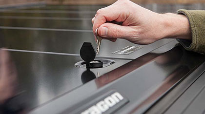 Pickup Truck Bed Covers For Sale - Peragon®